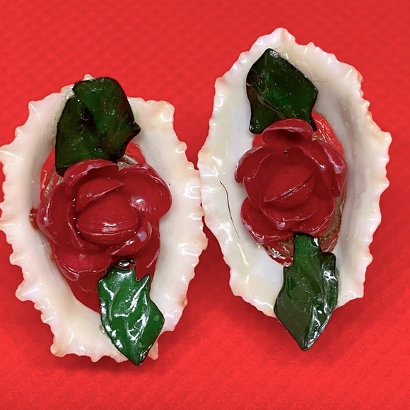 Jewelry | Vintage Red Rose Earrings In A Sea Shell Christmas | Poshmark